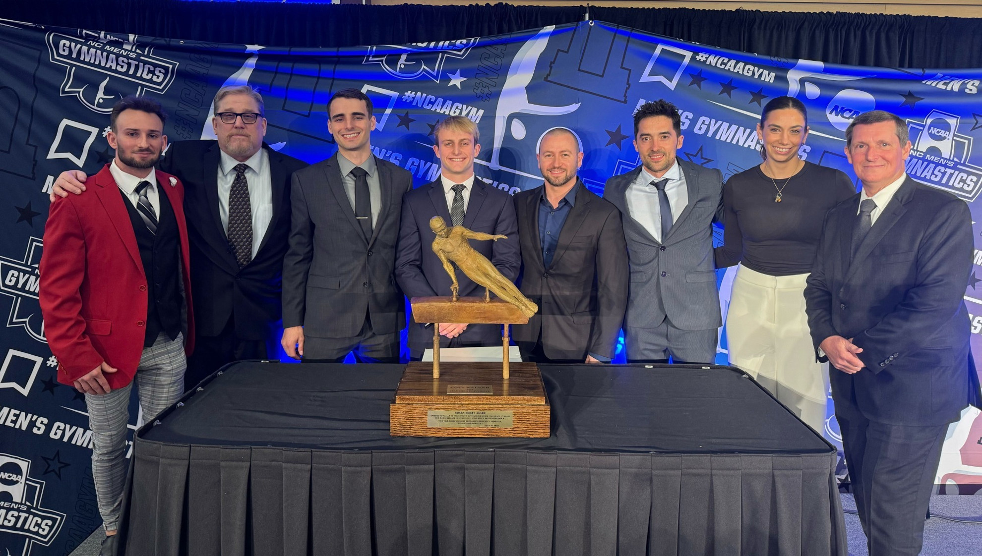 Colt Walker Wins Nissen-Emery Award - Stanford Cardinal - Official ...