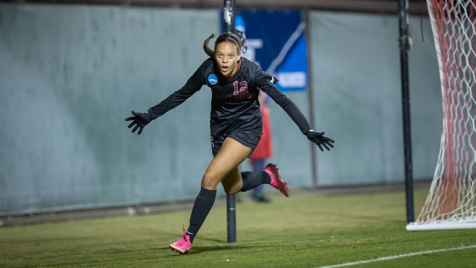 Aikey Scores Four, Cardinal Advances - Stanford Cardinal - Official ...