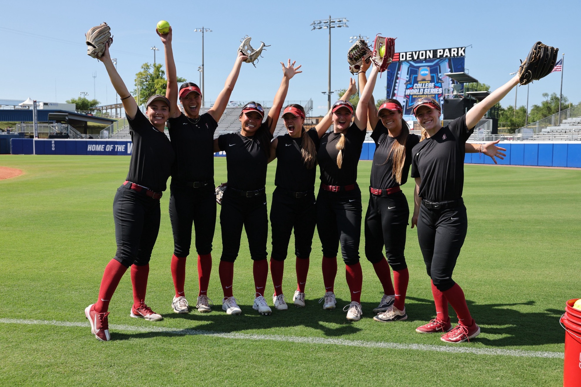 WCWS 2024: Day 2 - Stanford Cardinal - Official Athletics Website