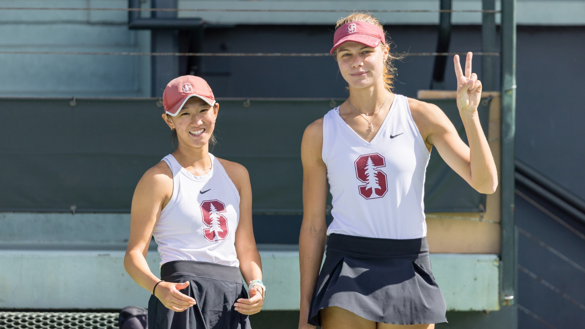 Alexandra Yepifanova - Women's Tennis 2023-24 - Stanford Cardinal ...