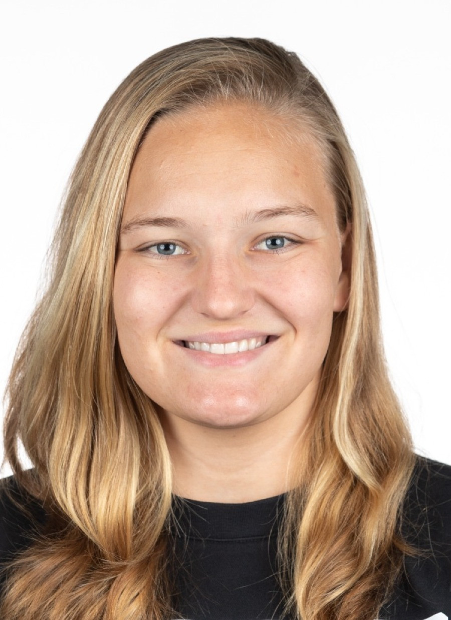 Christina Hicks - Women's Water Polo 2023 - Stanford Cardinal ...