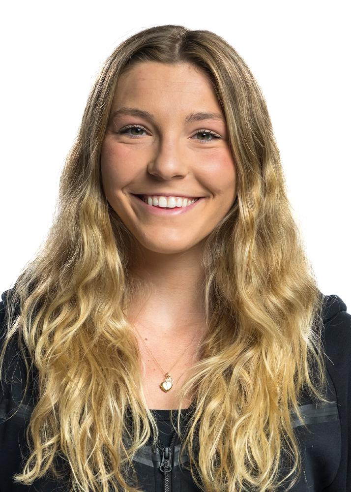 Gigi Johnson - Women's Swimming & Diving 2025-26 - Stanford Cardinal ...