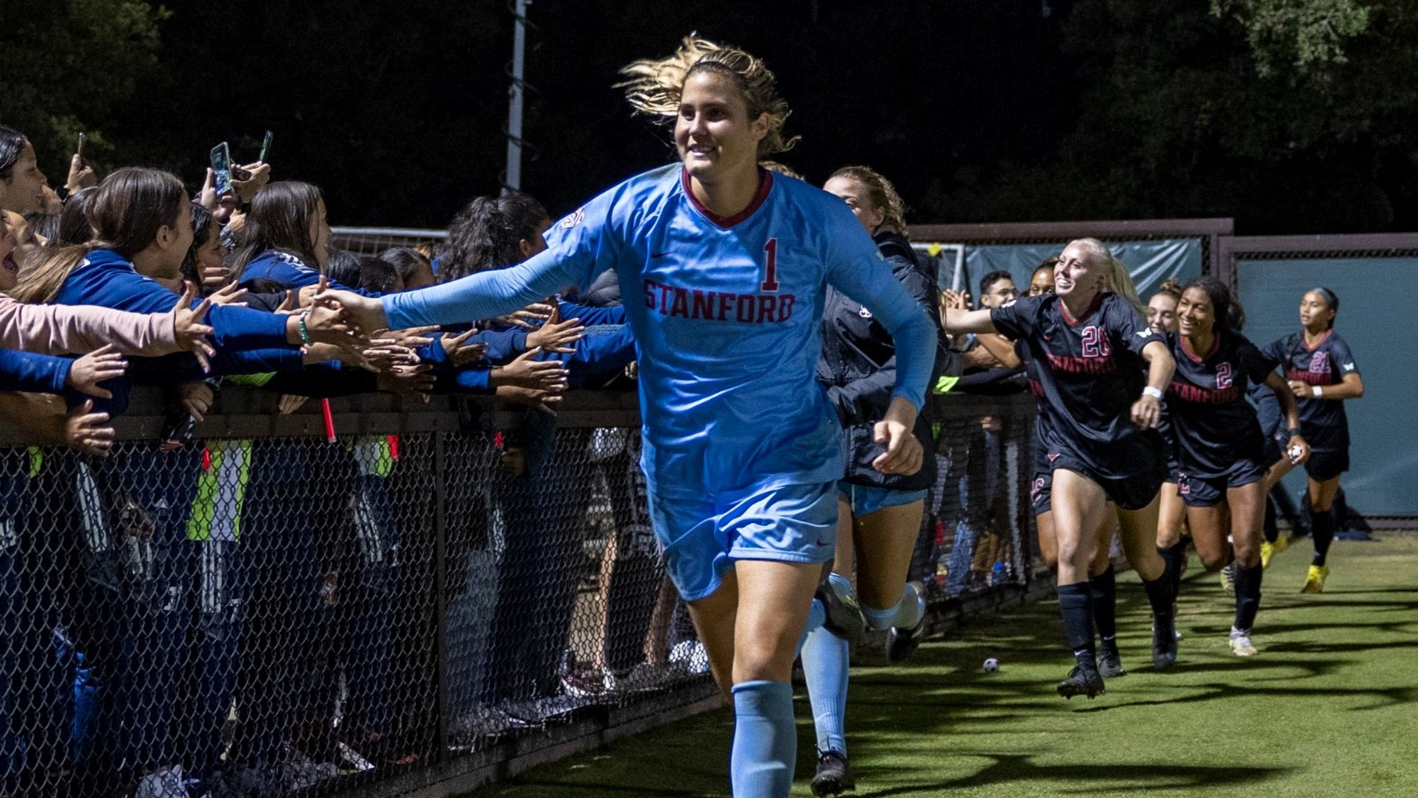 Campbell Named Goalkeeper of the Week - Stanford Cardinal - Official ...