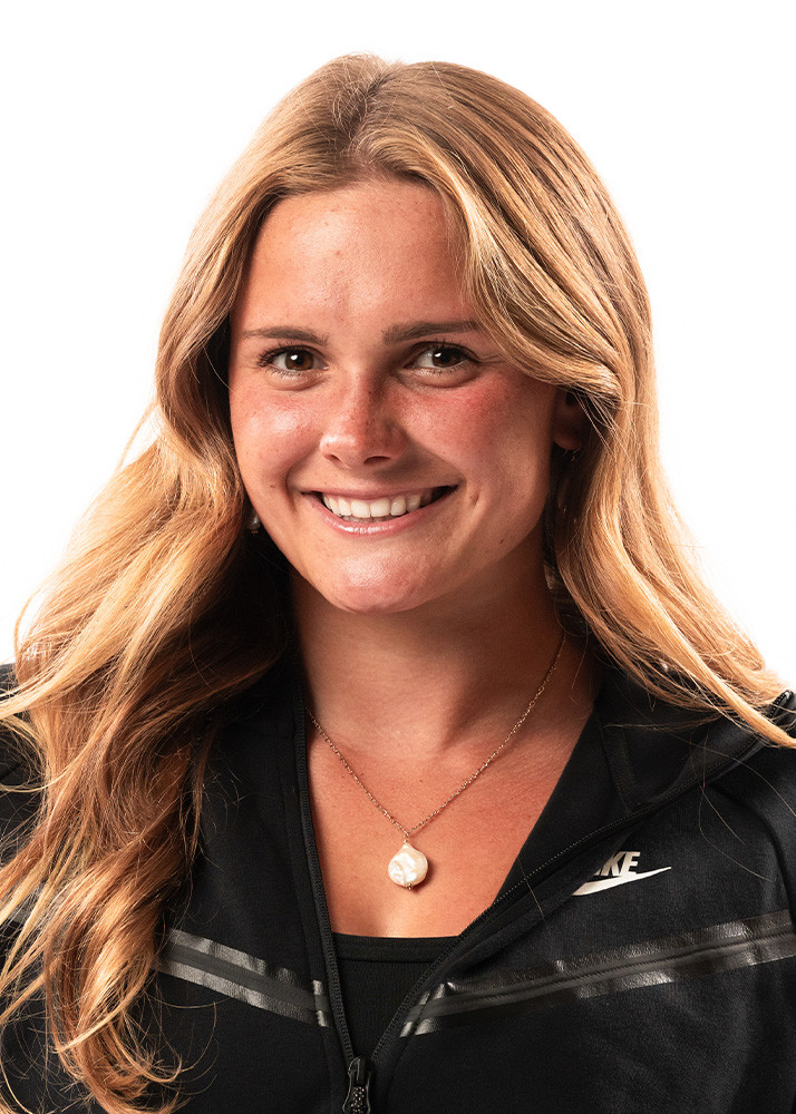 Emily Thompson - Women's Swimming & Diving 2025-26 - Stanford Cardinal ...