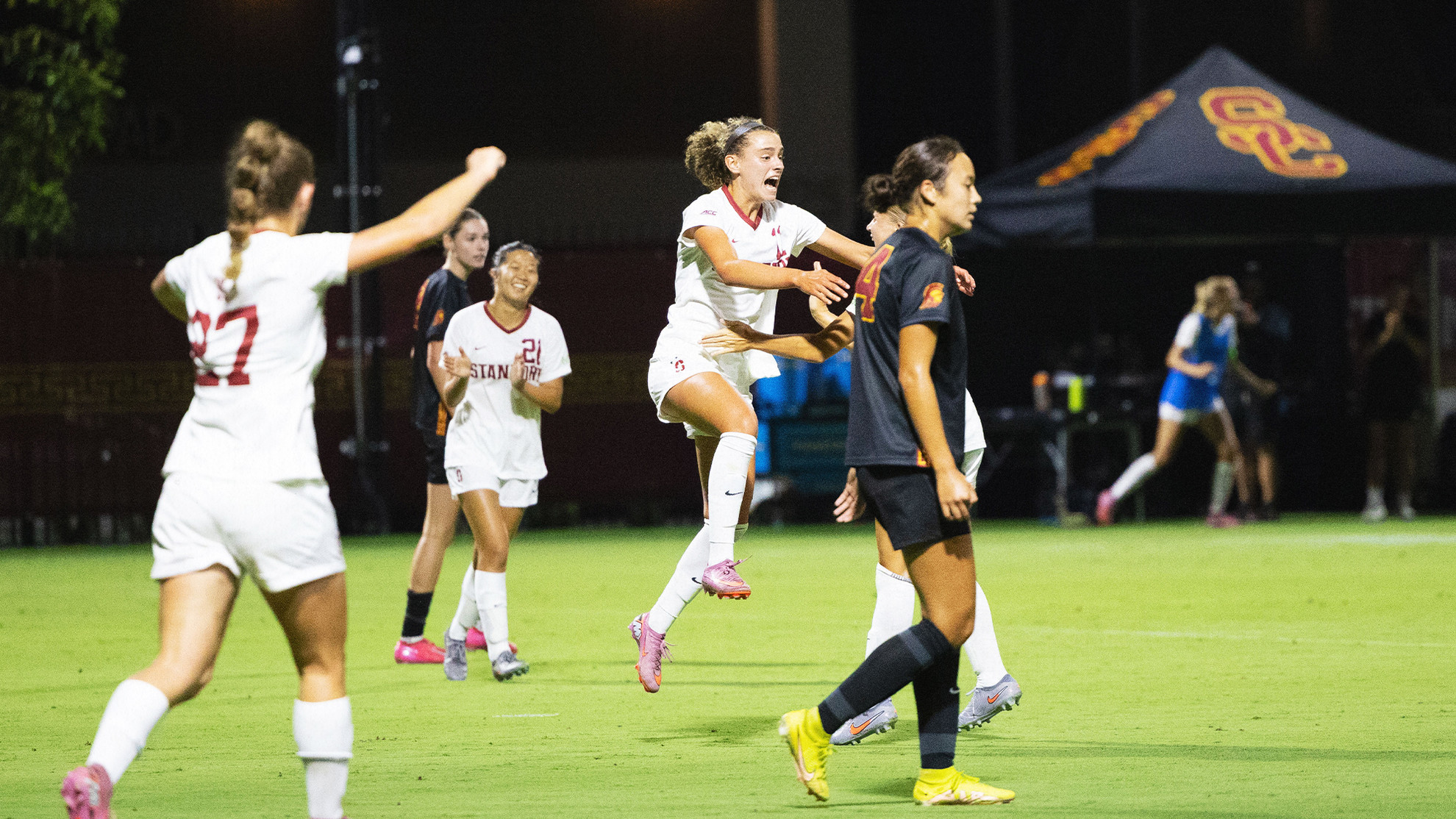 No. 1 Stanford Rolls Past No. 6 USC - Stanford Cardinal - Official ...