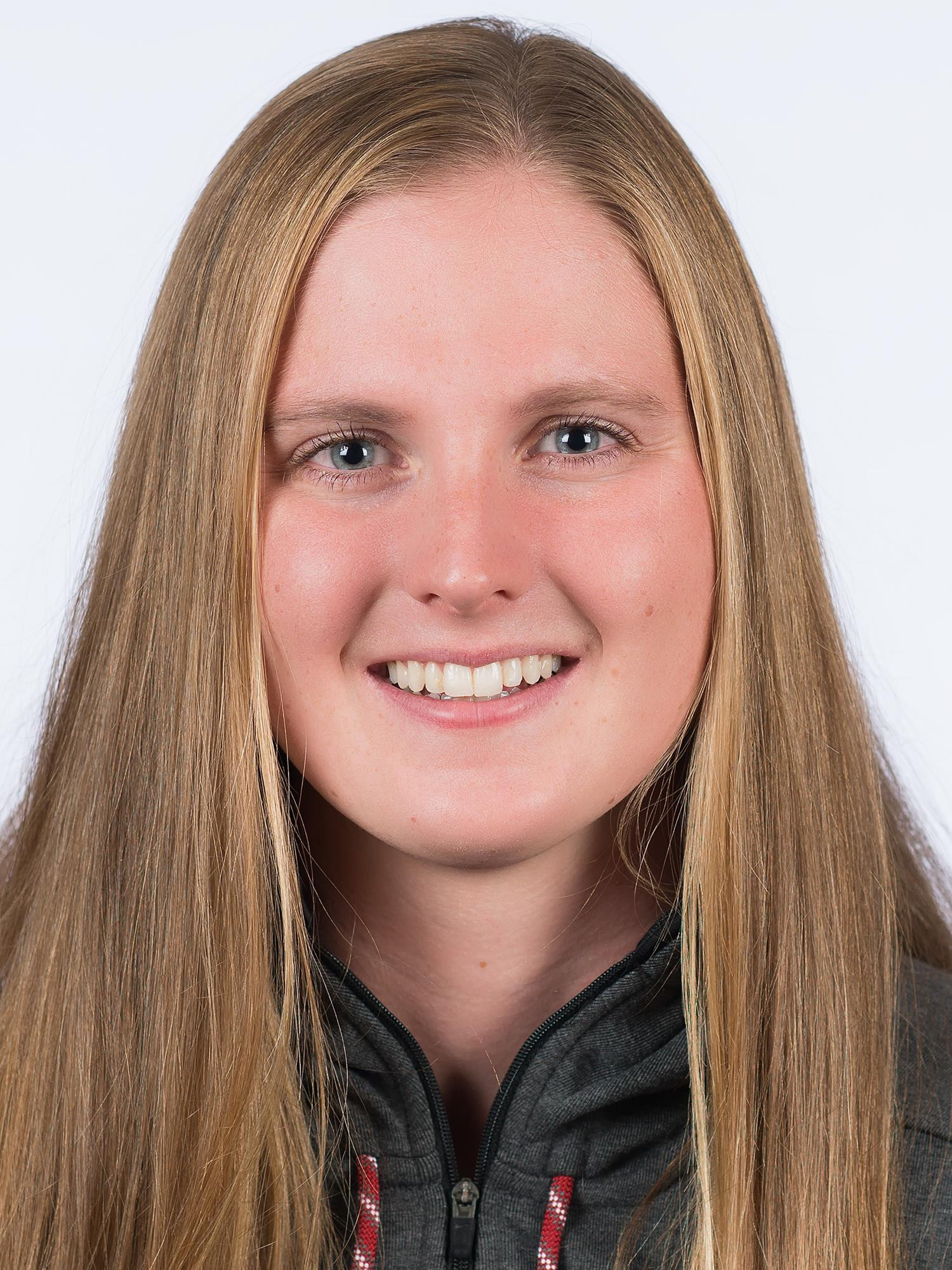 Erin Voss - Women's Swimming & Diving 2017-18 - Stanford Cardinal - Official Athletics Website