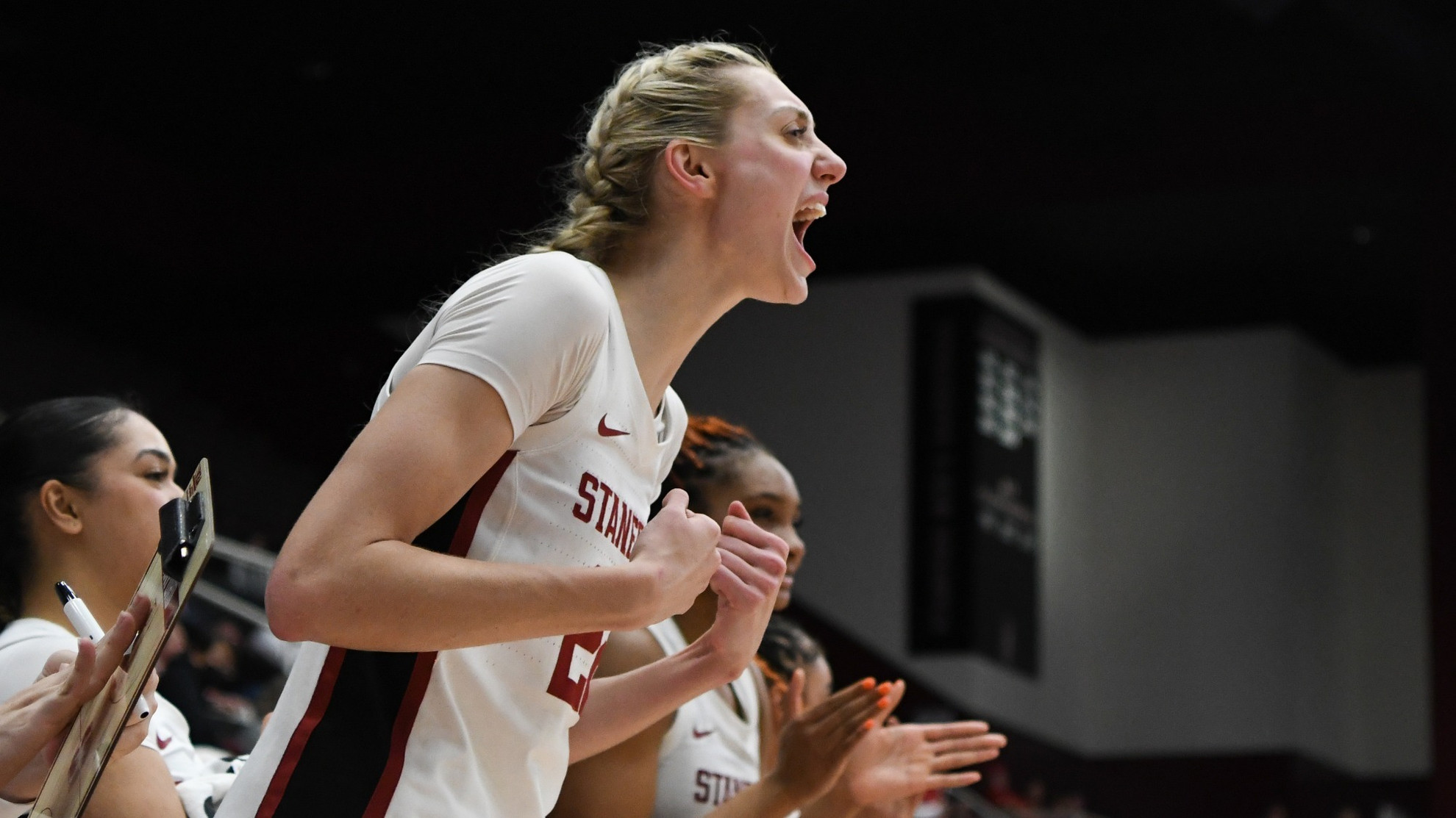 Stanford Ends Year In Style - Stanford Cardinal - Official Athletics ...