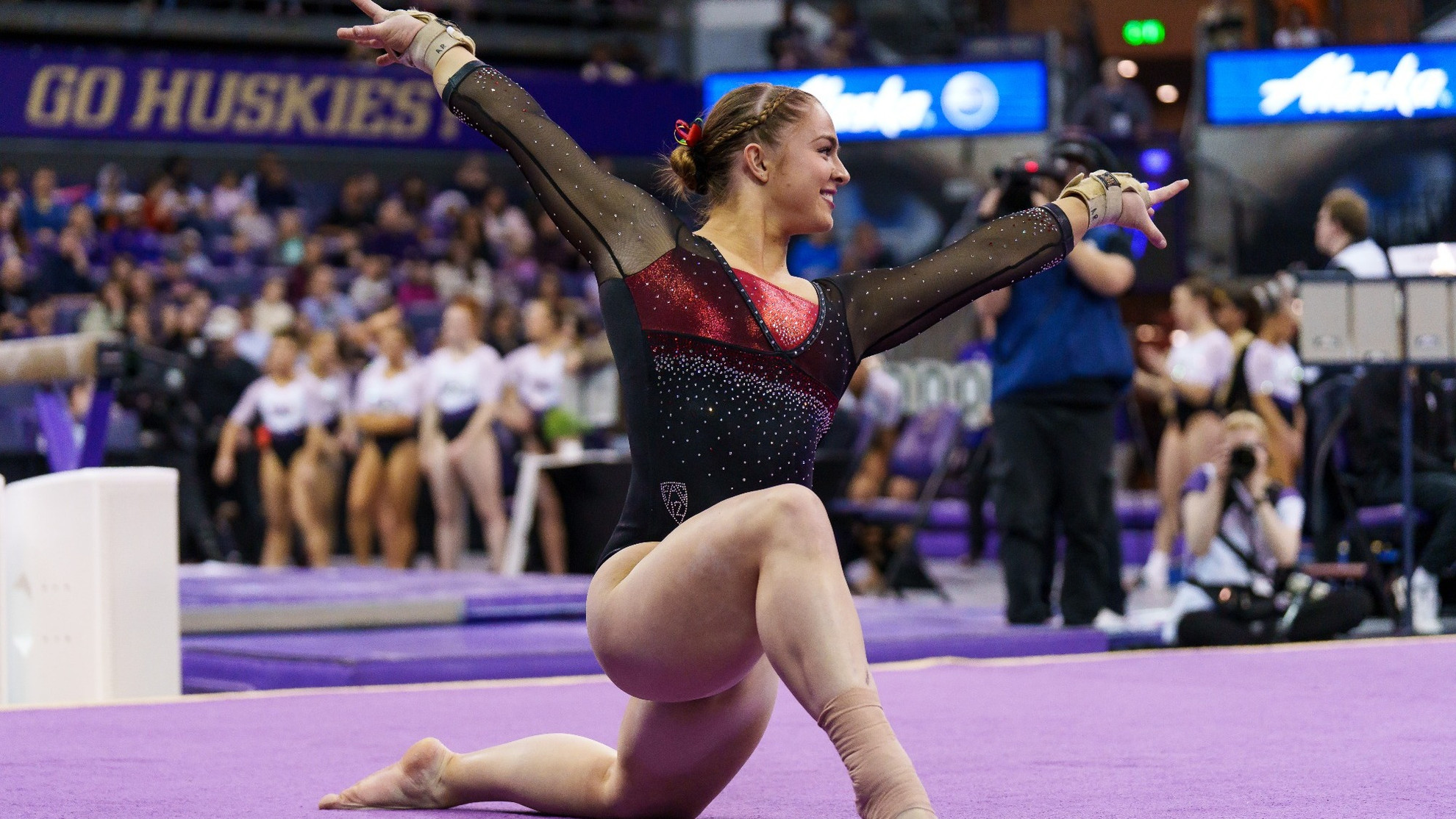 Anna Roberts Named Freshman of the Week - Stanford Cardinal - Official ...