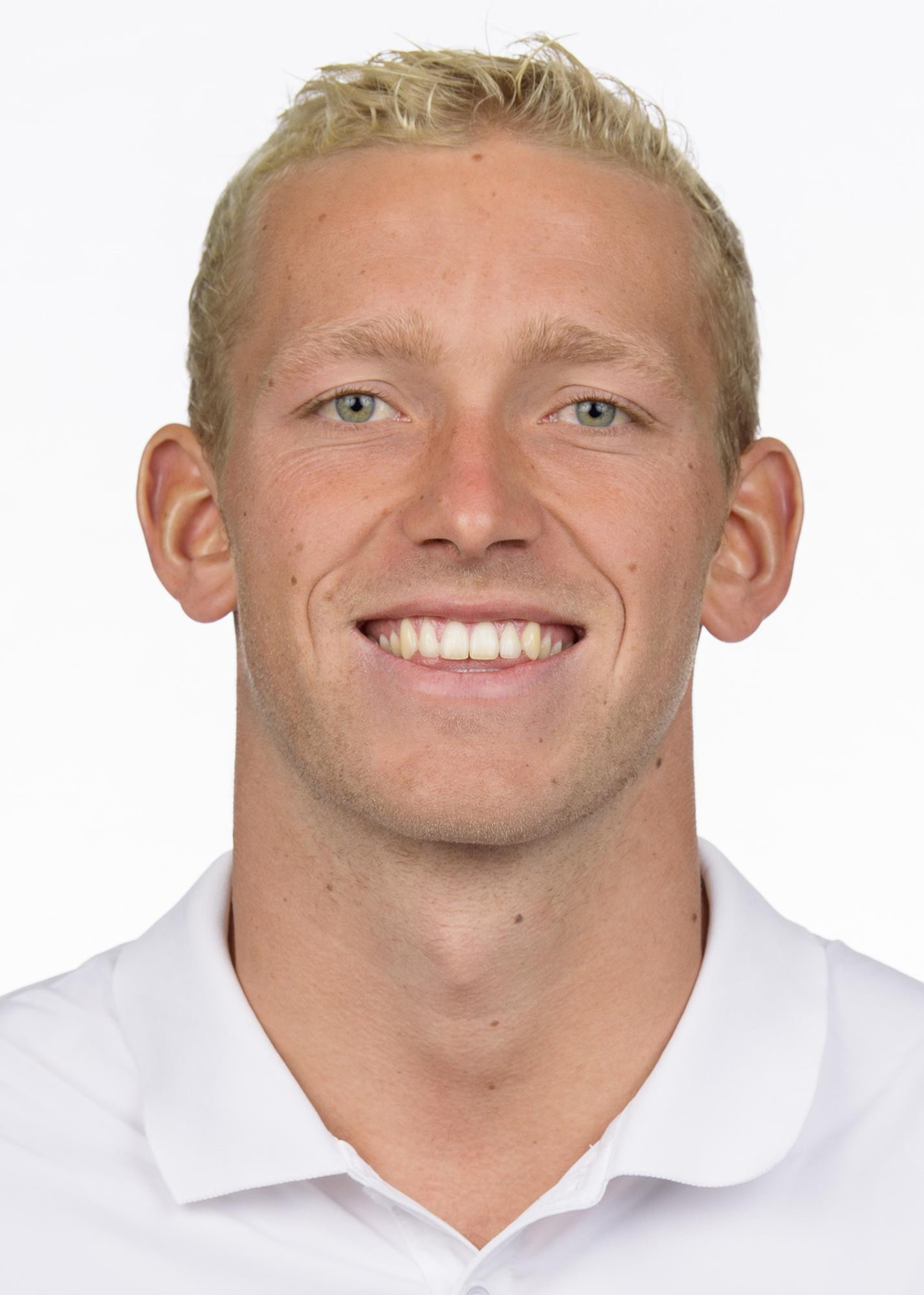 Dylan Woodhead - Men's Water Polo 2016 - Stanford Cardinal - Official ...