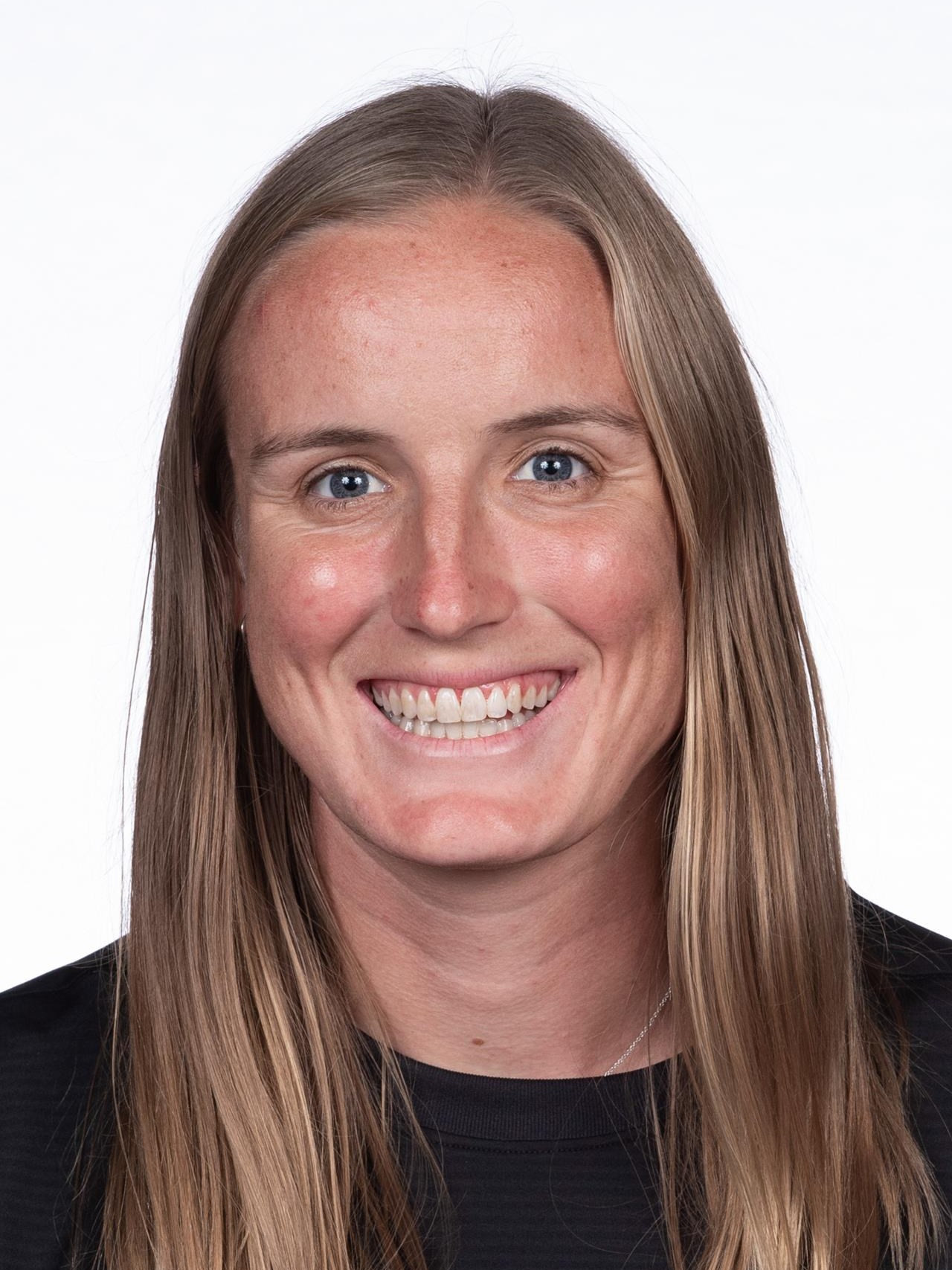 Makenzie Fischer - Women's Water Polo 2022 - Stanford Cardinal ...