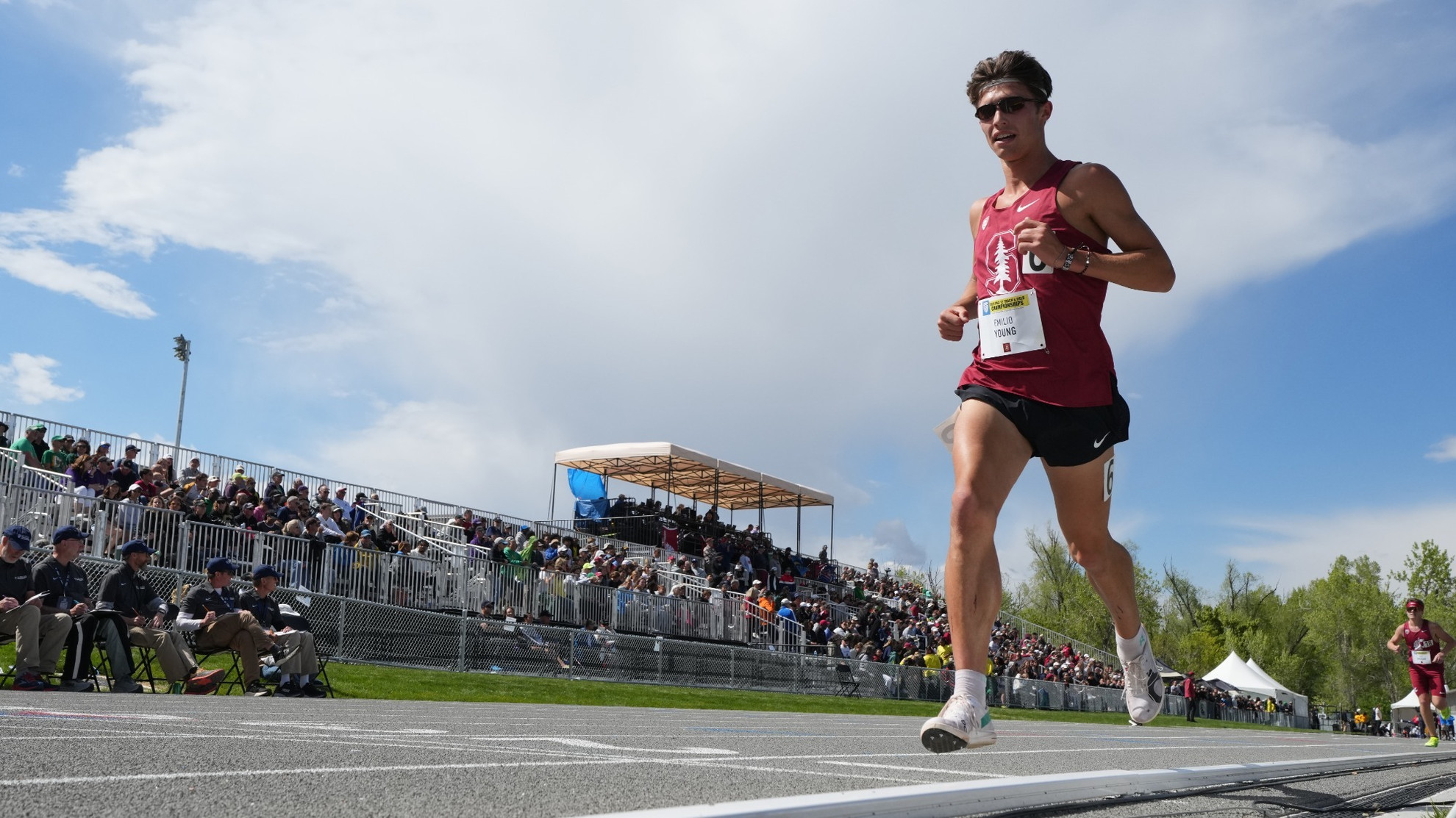 Young Advances in 1,500 - Stanford Cardinal - Official Athletics Website