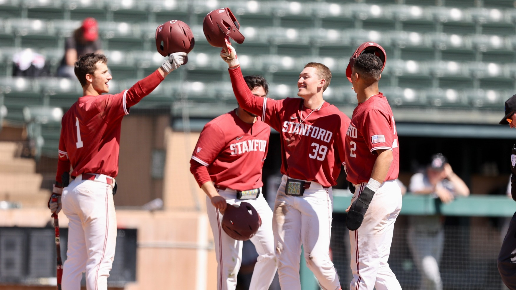 Offense Leads Way to Sweep - Stanford Cardinal - Official Athletics Website