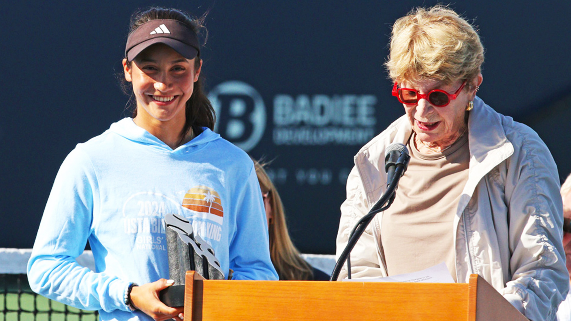 Glozman Receives USTA National Junior Scholar Athlete Award - Stanford ...